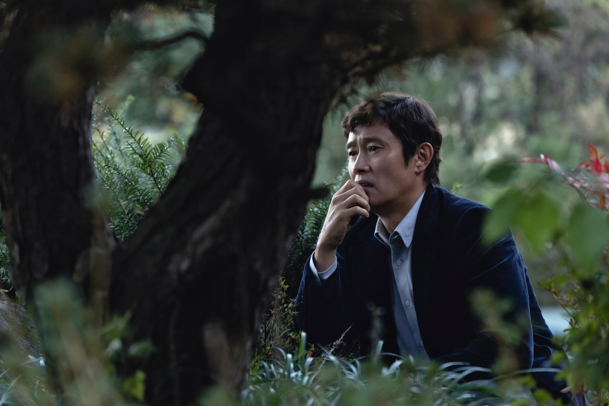 Park Chan-wook's 'No Other Choice' Gains Word-of-Mouth Success in the U ...