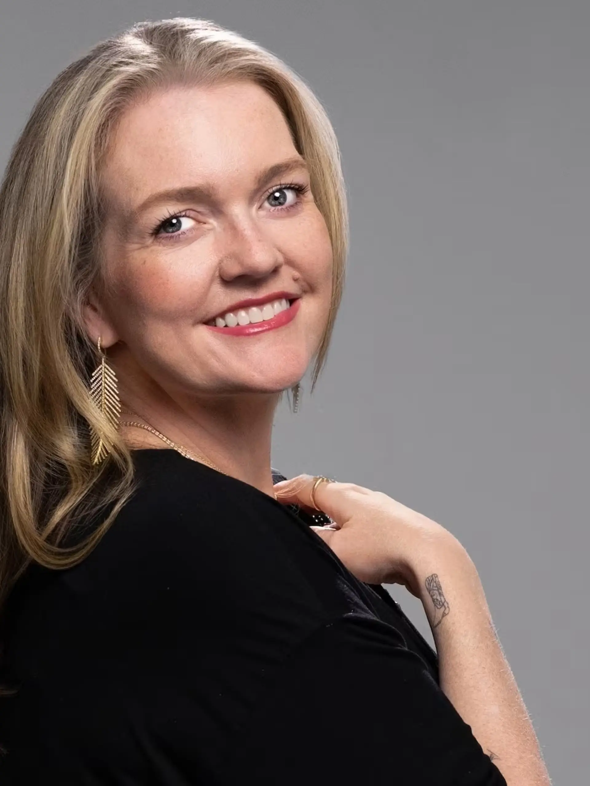 "Second to Last Day of Radiation"... 'It Ends With Us' Author Colleen ...