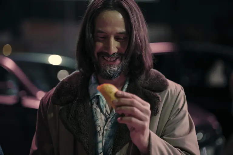 "Keanu Reeves Tried to Dance Despite Knee Injury" - The Fighting Spirit ...