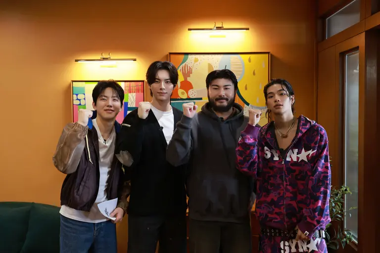 Kard Garden X Doo Woon X Lee Chae Min X Tarzan, Climbing the Winter ...